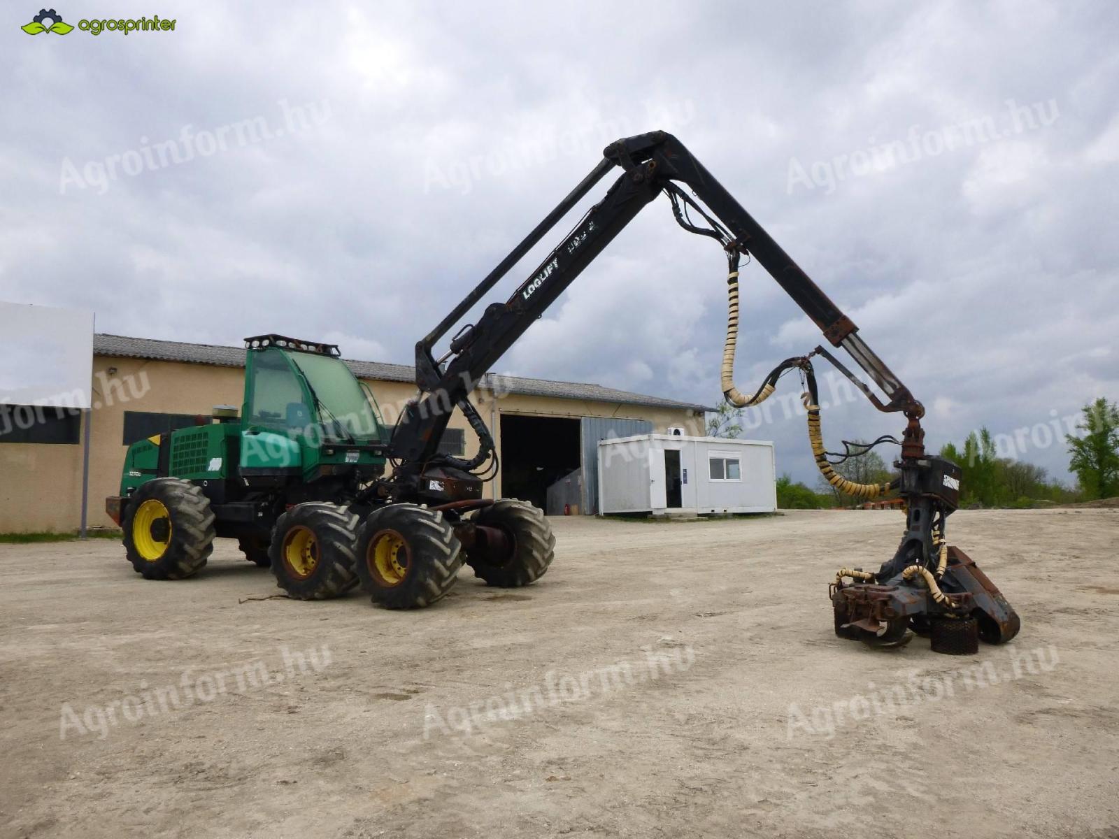 John Deere Timberjack 1270D Harvester fakitermelő gép + John Deere 560 ...
