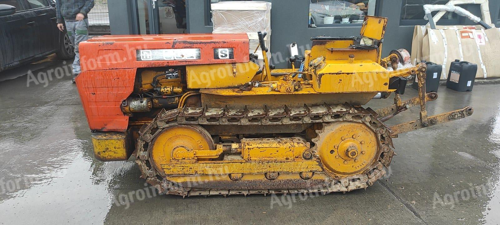 ITMA 302S lánctalpas traktor - Hajdú-Bihar vármegye Ártánd - Agroinform.hu