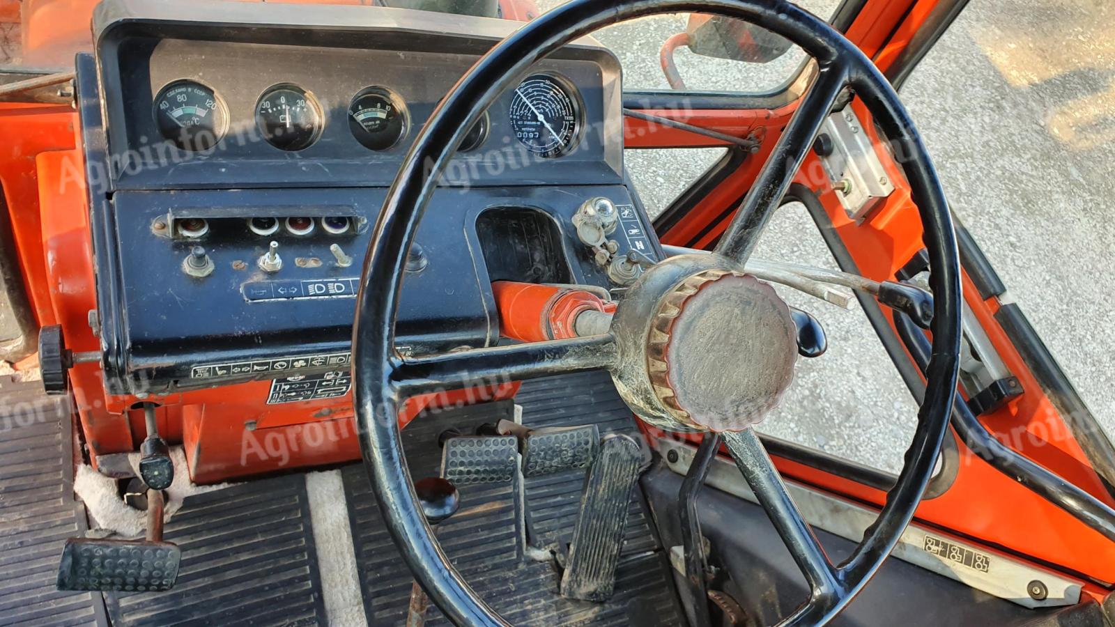 Belarus MTZ 552-piros rendszám-összkerékhajtás-friss műszaki - Bács ...