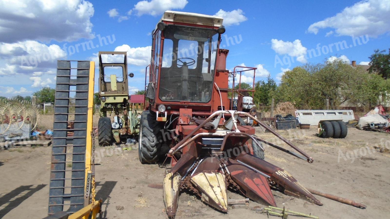 Hesston silózó eladó - Bács-Kiskun vármegye Kiskunmajsa - Agroinform.hu