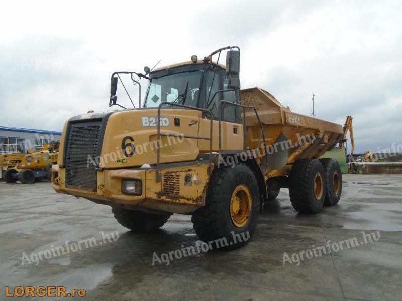 Bell B25D dömper - Hajdú-Bihar vármegye Nyírábrány - Agroinform.hu
