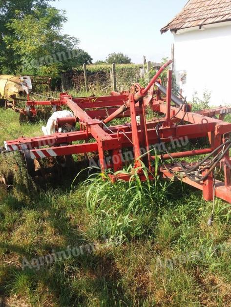 4.5 méteres középnehéz kecskeméti V-tárcsa - Bács-Kiskun vármegye 6452 Mátételke - Agroinform.hu