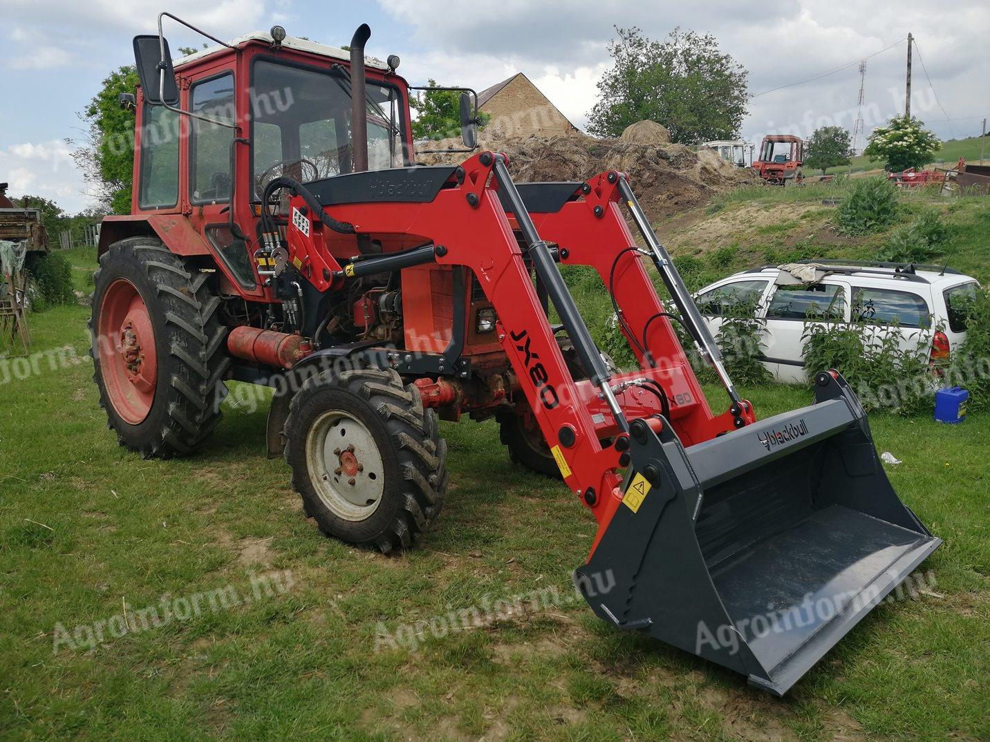 Belarus MTZ traktorra szerelhető BlackBull JX80 homlokrakodó a DORKER ...