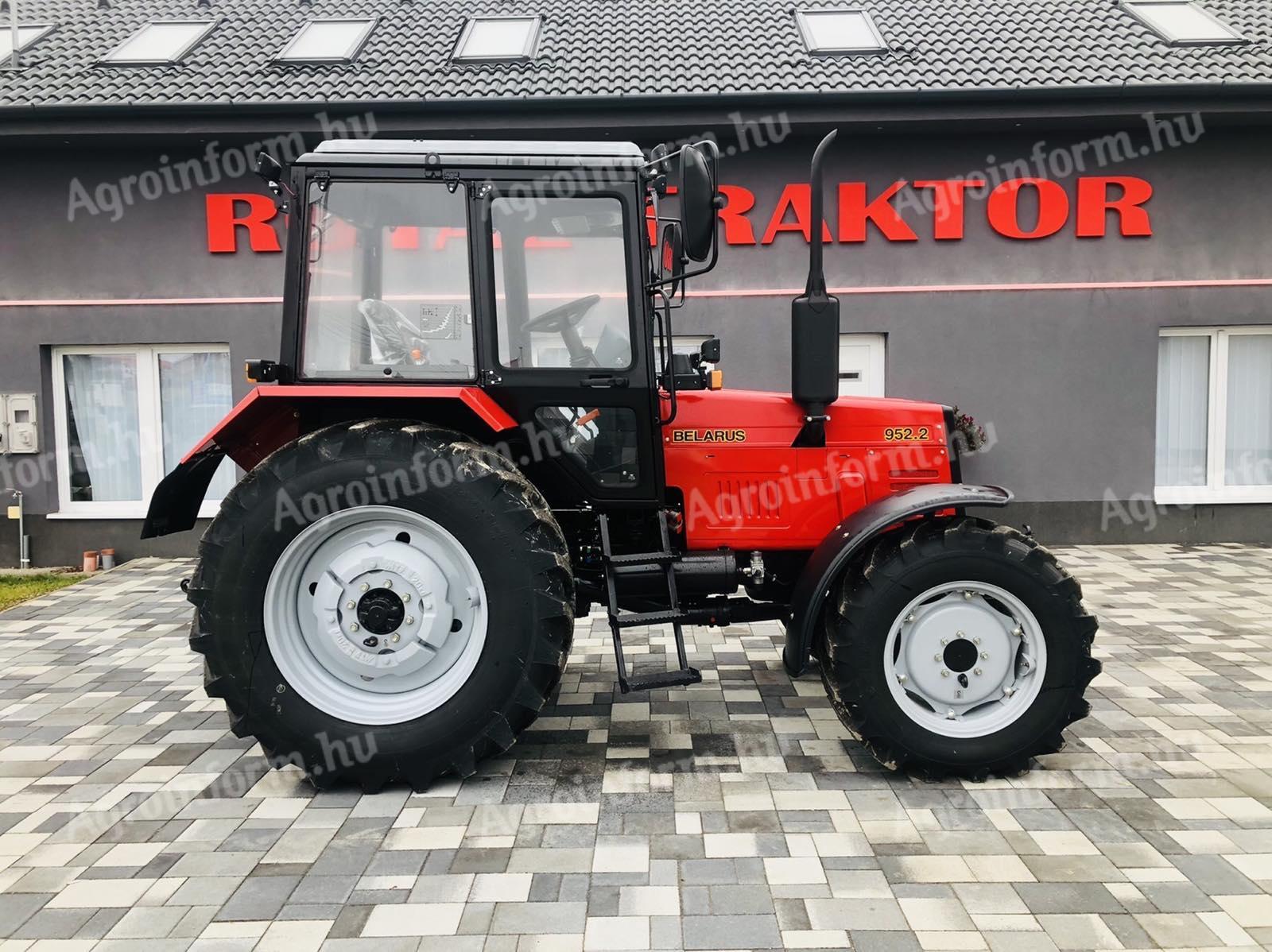 BELARUS MTZ 952.2 TRAKTOR - MONOBLOKKOS HIRDRAULIKÁVAL ...