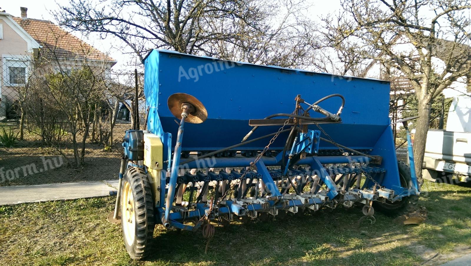 Eladó gabona vetőgép - Pest vármegye 2074 Perbál - Agroinform.hu