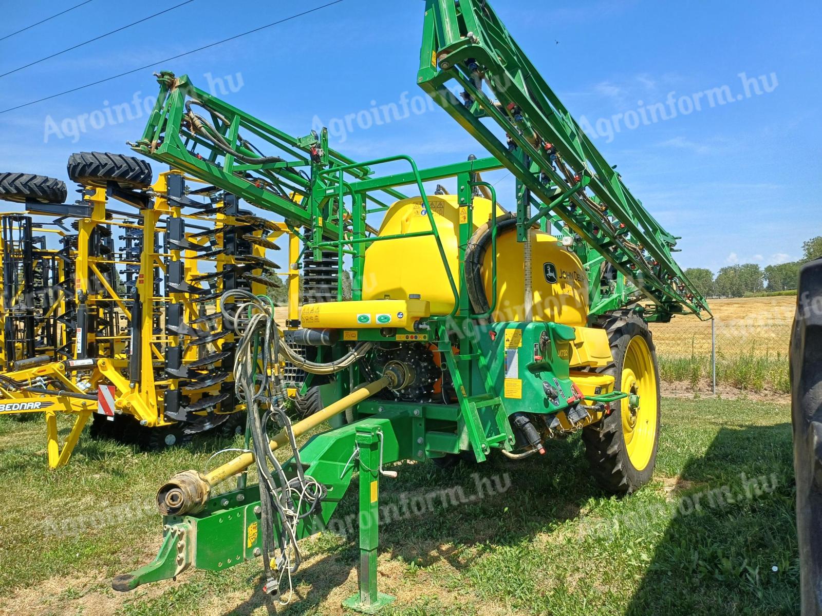 John Deere M732 - Komárom-Esztergom vármegye 2941 Ács - Agroinform.hu