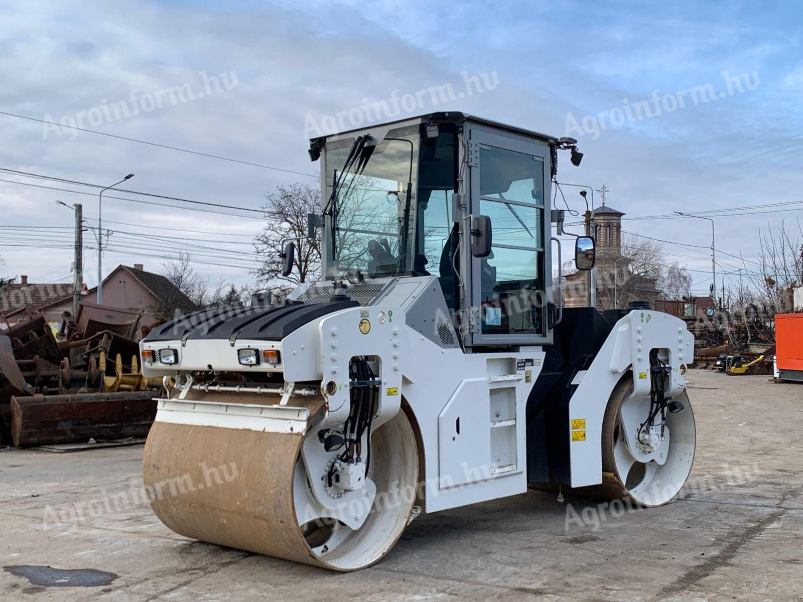 Caterpillar CB7 úthenger - Hajdú-Bihar vármegye 4115 Ártánd - Agroinform.hu